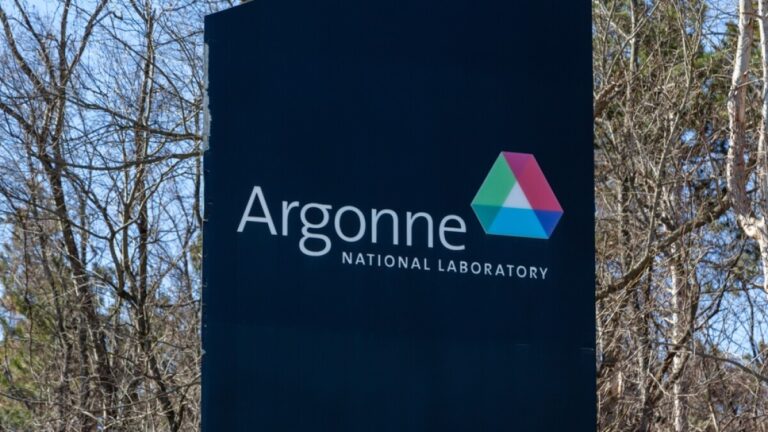 Argonne Develops New Membrane to Extract Lithium from Water